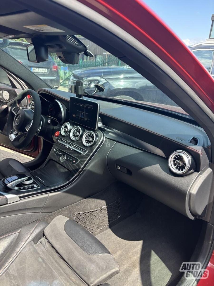 Mercedes-Benz c-450 2016 in Vilnius, with an engine capacity of 3.00 L and mileage of 155 thousand km for 26999 €, photo 14 on AUTOMOTO.COM.LV