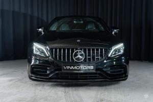 Melns Mercedes-Benz C 63 AMG 2020 Viļņa, ar dzinēja tilpumu 3.98 L un nobraukumu 66 tūkst. km par 51500 €, foto 3 vietnē AUTOMOTO.COM.LV