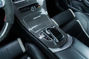 Melns Mercedes-Benz C 63 AMG 2020 Viļņa, ar dzinēja tilpumu 3.98 L un nobraukumu 66 tūkst. km par 51500 €, foto 32 vietnē AUTOMOTO.COM.LV