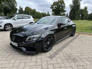 Black Mercedes-Benz C 63 AMG 2020 in Riga, with an engine capacity of 4.00 L and mileage of 77 thousand km for 58600 €, photo 3 on AUTOMOTO.COM.LV
