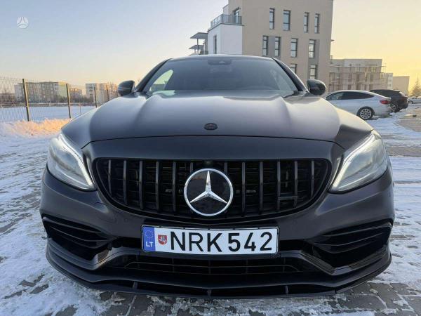 Black Mercedes-Benz C 63 AMG 2021 in Panevezys, with an engine capacity of 3.98 L and mileage of 138 thousand km for 47000 €, photo 6 on AUTOMOTO.COM.LV