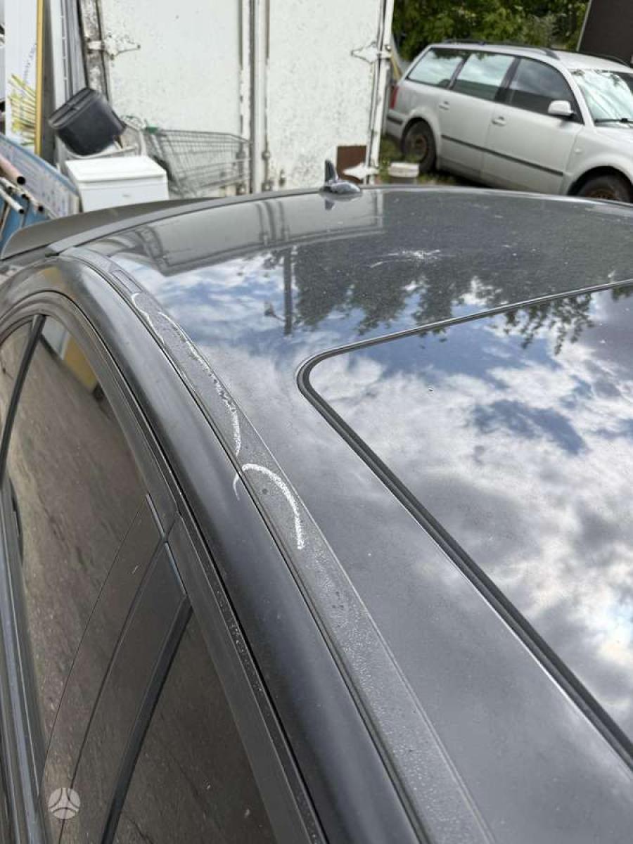 Melns Mercedes-Benz C 63 AMG 2008 Viļņa, ar dzinēja tilpumu 6.21 L un nobraukumu 239 tūkst. km par 12900 €, foto 15 vietnē AUTOMOTO.COM.LV