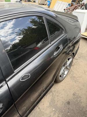 Melns Mercedes-Benz C 63 AMG 2008 Viļņa, ar dzinēja tilpumu 6.21 L un nobraukumu 239 tūkst. km par 12900 €, foto 16 vietnē AUTOMOTO.COM.LV