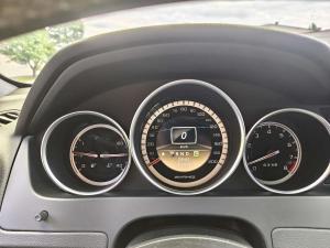 Melns Mercedes-Benz C 63 AMG 2012 Panevēža, ar dzinēja tilpumu 6.21 L un nobraukumu 161 tūkst. km par 28500 €, foto 12 vietnē AUTOMOTO.COM.LV