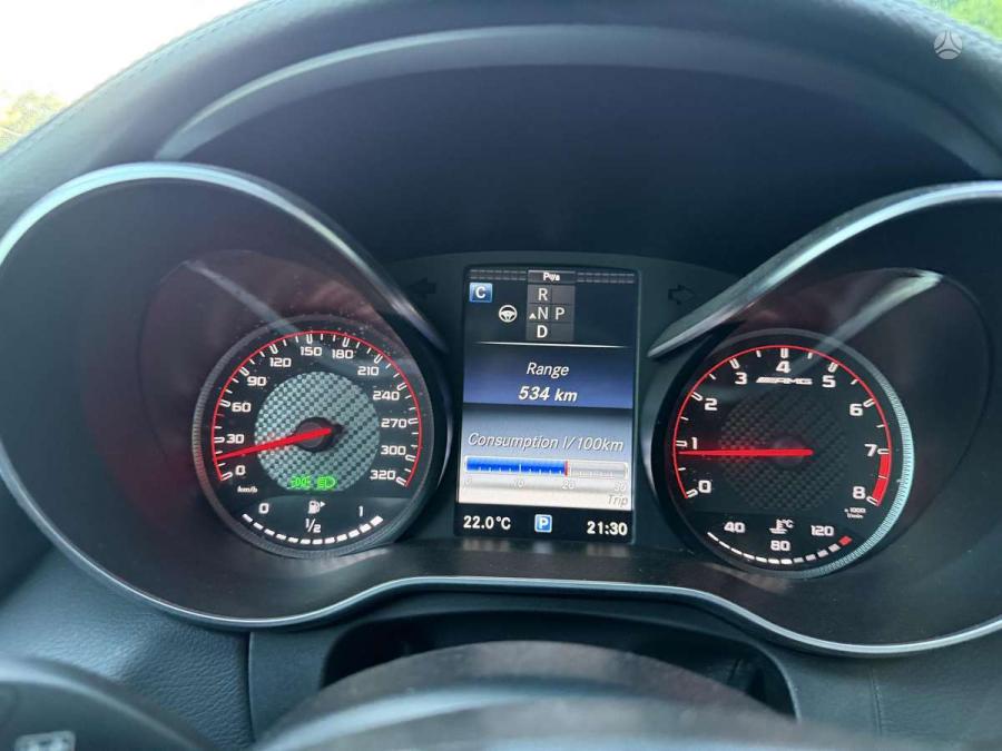 Melns Mercedes-Benz C 63 AMG 2017 Viļņa, ar dzinēja tilpumu 3.98 L un nobraukumu 160 tūkst. km par 42000 €, foto 20 vietnē AUTOMOTO.COM.LV