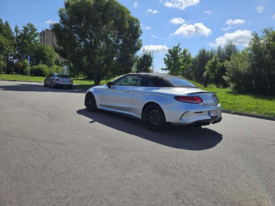 Grey Mercedes-Benz C 63 AMG 2020 in Panevezys, with an engine capacity of 3.98 L and mileage of 71 thousand km for 37000 €, photo 19 on AUTOMOTO.COM.LV