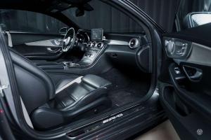 Pelēks Mercedes-Benz C 63 AMG 2017 Viļņa, ar dzinēja tilpumu 3.98 L un nobraukumu 65 tūkst. km par 44999 €, foto 31 vietnē AUTOMOTO.COM.LV