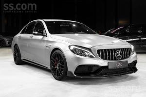 Pelēks Mercedes-Benz C 63 AMG 2015 Rīga, ar dzinēja tilpumu 4.00 L un nobraukumu 41 tūkst. km par 52500 €, foto 4 vietnē AUTOMOTO.COM.LV