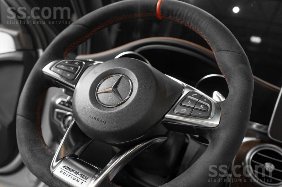 Pelēks Mercedes-Benz C 63 AMG 2015 Rīga, ar dzinēja tilpumu 4.00 L un nobraukumu 41 tūkst. km par 52500 €, foto 19 vietnē AUTOMOTO.COM.LV