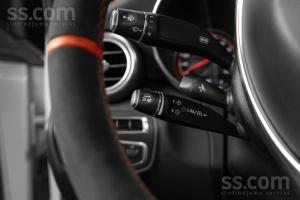 Pelēks Mercedes-Benz C 63 AMG 2015 Rīga, ar dzinēja tilpumu 4.00 L un nobraukumu 41 tūkst. km par 52500 €, foto 31 vietnē AUTOMOTO.COM.LV