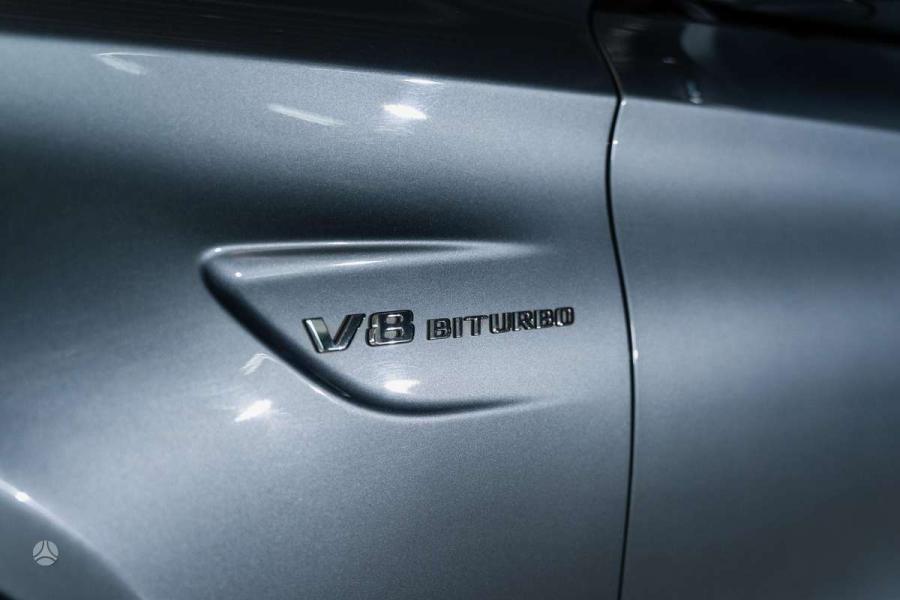 Pelēks Mercedes-Benz C 63 AMG 2019 Viļņa, ar dzinēja tilpumu 3.98 L un nobraukumu 77 tūkst. km par 47999 €, foto 10 vietnē AUTOMOTO.COM.LV