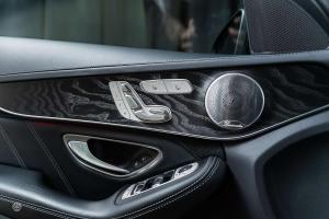 Pelēks Mercedes-Benz C 63 AMG 2019 Viļņa, ar dzinēja tilpumu 3.98 L un nobraukumu 77 tūkst. km par 47999 €, foto 17 vietnē AUTOMOTO.COM.LV