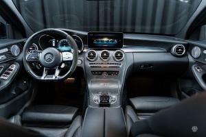 Pelēks Mercedes-Benz C 63 AMG 2019 Viļņa, ar dzinēja tilpumu 3.98 L un nobraukumu 77 tūkst. km par 47999 €, foto 23 vietnē AUTOMOTO.COM.LV