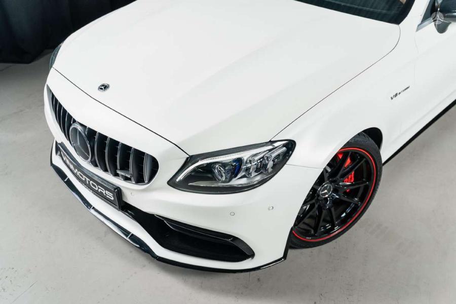 Balts Mercedes-Benz C 63 AMG 2017 Viļņa, ar dzinēja tilpumu 4.00 L un nobraukumu 75 tūkst. km par 51999 €, foto 11 vietnē AUTOMOTO.COM.LV