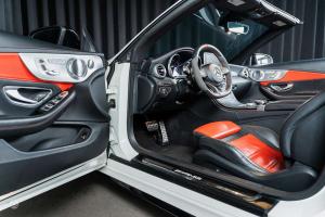 White Mercedes-Benz C 63 AMG 2017 in Vilnius, with an engine capacity of 3.98 L and mileage of 48 thousand km for 49999 €, photo 15 on AUTOMOTO.COM.LV