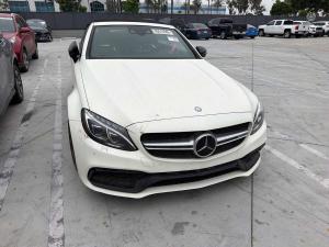 White Mercedes-Benz C 63 AMG 2017 in Kaunas, with an engine capacity of 4.00 L and mileage of 81 thousand km for 36500 €, photo 5 on AUTOMOTO.COM.LV