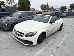 White Mercedes-Benz C 63 AMG 2017 in Kaunas, with an engine capacity of 4.00 L and mileage of 81 thousand km for 36500 €, photo 6 on AUTOMOTO.COM.LV