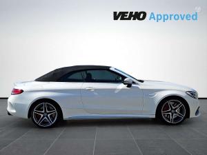 White Mercedes-Benz C 63 AMG 2017 in Klaipeda, with an engine capacity of 3.98 L and mileage of 76 thousand km for 46900 €, photo 7 on AUTOMOTO.COM.LV