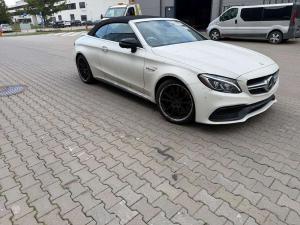 Мерседес Ц 63 АМГ 2017 в Каунас на AUTOMOTO.COM.LV Белый Мерседес Ц 63 АМГ 2017 в Каунас, объемом двигателя 3.98 л и пробегом 82 тыс. км за 36300 €, фото 1 на AUTOMOTO.COM.LV