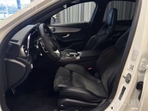 Белый Мерседес Ц 63 АМГ 2017 в Рига, объемом двигателя 4.00 л и пробегом 97 тыс. км за 35990 €, фото 10 на AUTOMOTO.COM.LV