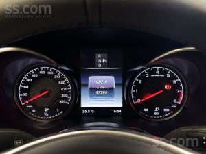 Белый Мерседес Ц 63 АМГ 2017 в Рига, объемом двигателя 4.00 л и пробегом 97 тыс. км за 35990 €, фото 19 на AUTOMOTO.COM.LV