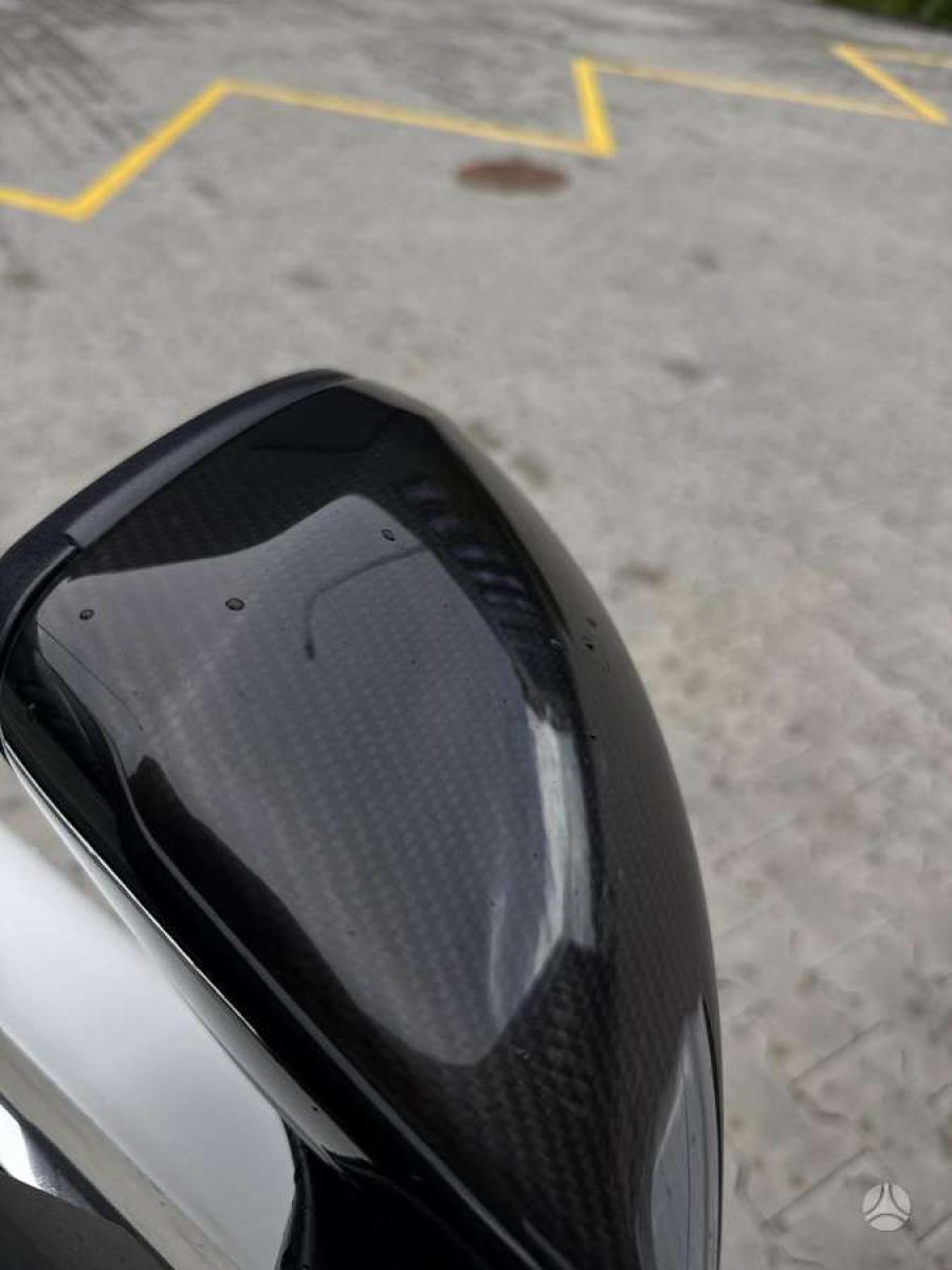 White Mercedes-Benz C 63 AMG 2016 in Vilnius, with an engine capacity of 3.98 L and mileage of 160 thousand km for 31000 €, photo 11 on AUTOMOTO.COM.LV