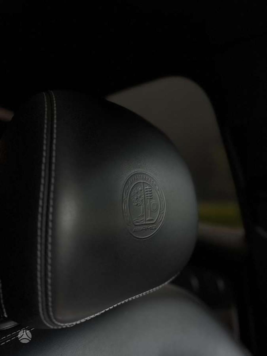 White Mercedes-Benz C 63 AMG 2016 in Vilnius, with an engine capacity of 3.98 L and mileage of 160 thousand km for 31000 €, photo 13 on AUTOMOTO.COM.LV