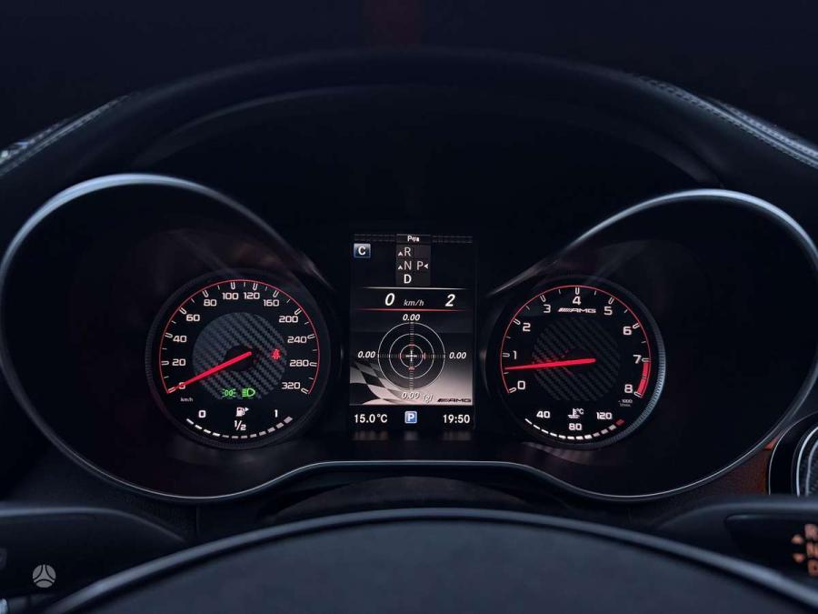 White Mercedes-Benz C 63 AMG 2016 in Vilnius, with an engine capacity of 3.98 L and mileage of 160 thousand km for 31000 €, photo 17 on AUTOMOTO.COM.LV