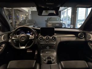 Balts Mercedes-Benz C 63 AMG 2017 Mārupe, ar dzinēja tilpumu 3.00 L un nobraukumu 114 tūkst. km par 36990 €, foto 10 vietnē AUTOMOTO.COM.LV