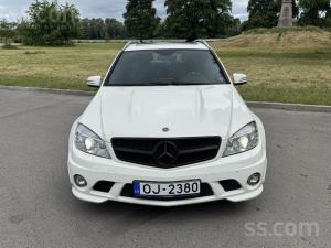 Белый Мерседес Ц 63 АМГ 2009 в Рига, объемом двигателя 6.20 л и пробегом 0 тыс. км за 18450 €, фото 3 на AUTOMOTO.COM.LV