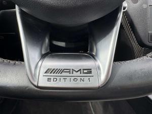 Balts Mercedes-Benz C 63 AMG 2009 Rīga, ar dzinēja tilpumu 6.21 L un nobraukumu 260 tūkst. km par 15450 €, foto 27 vietnē AUTOMOTO.COM.LV