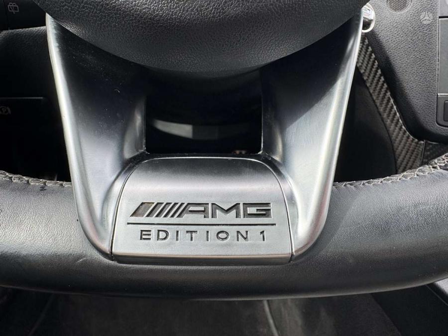 Balts Mercedes-Benz C 63 AMG 2009 Rīga, ar dzinēja tilpumu 6.21 L un nobraukumu 260 tūkst. km par 15450 €, foto 27 vietnē AUTOMOTO.COM.LV