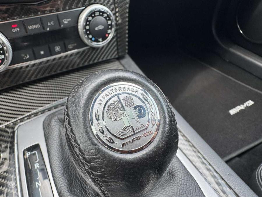 Balts Mercedes-Benz C 63 AMG 2009 Rīga, ar dzinēja tilpumu 6.21 L un nobraukumu 260 tūkst. km par 15450 €, foto 29 vietnē AUTOMOTO.COM.LV