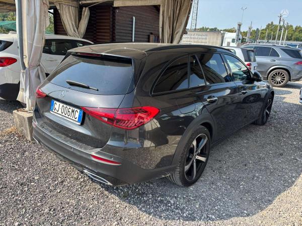 Черный Мерседес C-class All-Terrain 2022 в Тельшяй, объемом двигателя 2.20 л и пробегом 147 тыс. км за 27500 €, фото 2 на AUTOMOTO.COM.LV