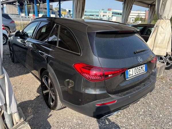 Черный Мерседес C-class All-Terrain 2022 в Тельшяй, объемом двигателя 2.20 л и пробегом 147 тыс. км за 27500 €, фото 3 на AUTOMOTO.COM.LV