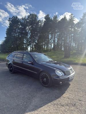 Синий Мерседес C-class All-Terrain 2004 в Молетай, объемом двигателя 2.20 л и пробегом 294 тыс. км за 2700 €, фото 3 на AUTOMOTO.COM.LV