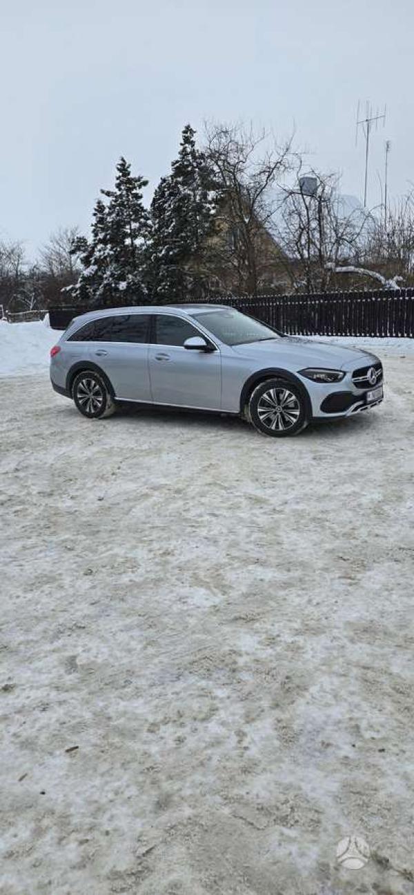 Grey Mercedes-Benz C-class All-Terrain 2022 in Ukmerge, with an engine capacity of 2.00 L and mileage of 23 thousand km for 34500 €, photo 9 on AUTOMOTO.COM.LV