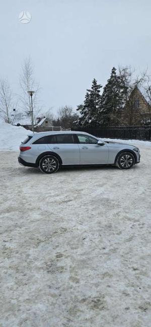 Pelēks Mercedes-Benz C-class All-Terrain 2022 Ukmergė, ar dzinēja tilpumu 2.00 L un nobraukumu 23 tūkst. km par 34500 €, foto 10 vietnē AUTOMOTO.COM.LV