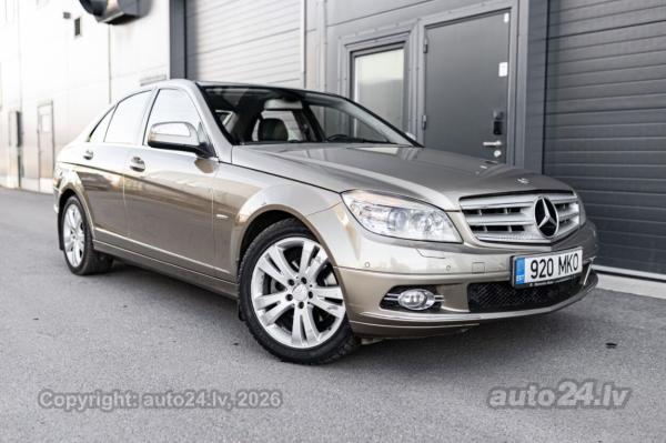 Smilšu krāsa Mercedes-Benz C-Class 2007 Tallina, ar dzinēja tilpumu 2.10 L un nobraukumu 159 tūkst. km par 6999 €, foto 1 vietnē AUTOMOTO.COM.LV