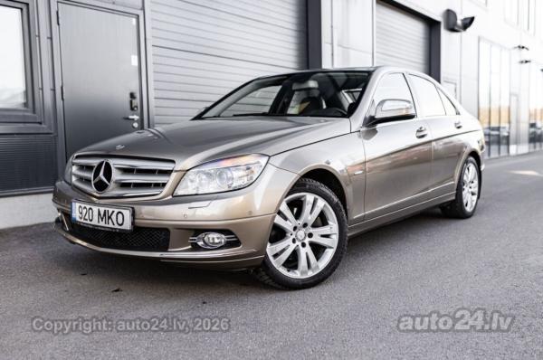 Smilšu krāsa Mercedes-Benz C-Class 2007 Tallina, ar dzinēja tilpumu 2.10 L un nobraukumu 159 tūkst. km par 6999 €, foto 3 vietnē AUTOMOTO.COM.LV