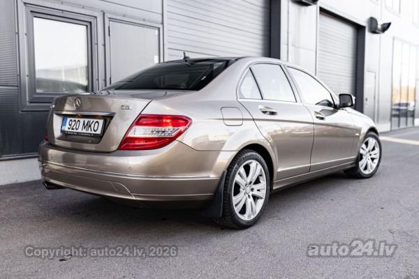 Beige Mercedes-Benz C-Class 2007 in Tallinn, with an engine capacity of 2.10 L and mileage of 159 thousand km for 6999 €, photo 6 on AUTOMOTO.COM.LV