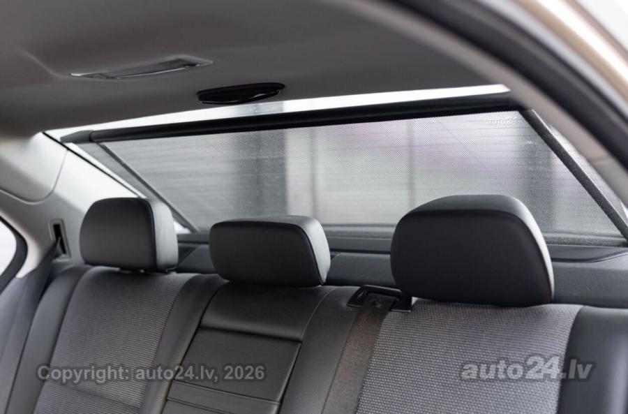 Smilšu krāsa Mercedes-Benz C-Class 2007 Tallina, ar dzinēja tilpumu 2.10 L un nobraukumu 159 tūkst. km par 6999 €, foto 17 vietnē AUTOMOTO.COM.LV