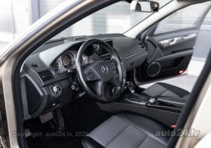 Smilšu krāsa Mercedes-Benz C-Class 2007 Tallina, ar dzinēja tilpumu 2.10 L un nobraukumu 159 tūkst. km par 6999 €, foto 24 vietnē AUTOMOTO.COM.LV