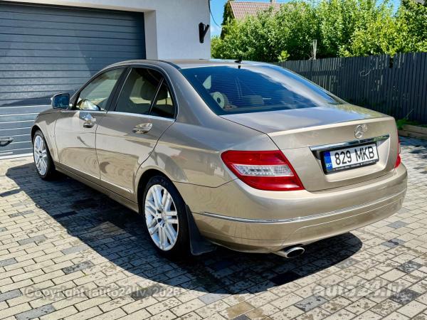 Beige Mercedes-Benz C-Class 2007 in Tallinn, with an engine capacity of 2.10 L and mileage of 275 thousand km for 4990 €, photo 9 on AUTOMOTO.COM.LV