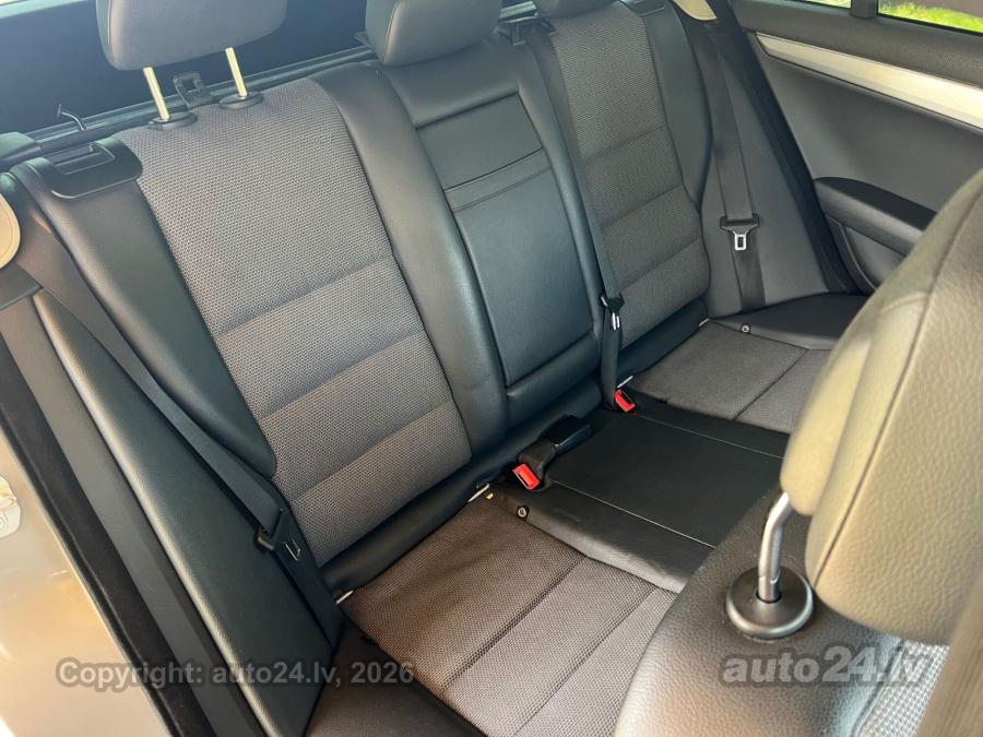 Smilšu krāsa Mercedes-Benz C-Class 2008 Tallina, ar dzinēja tilpumu 2.10 L un nobraukumu 374 tūkst. km par 4999 €, foto 13 vietnē AUTOMOTO.COM.LV