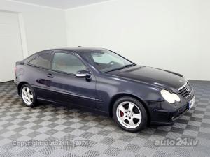 Черный Мерседес Ц-Класс 2004 в Таллин, объемом двигателя 2.20 л и пробегом 229 тыс. км за 999 €, фото  на AUTOMOTO.COM.LV