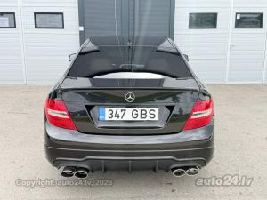Melns Mercedes-Benz C-Class 2011 Tartu, ar dzinēja tilpumu 2.10 L un nobraukumu 305 tūkst. km par 8999 €, foto 7 vietnē AUTOMOTO.COM.LV