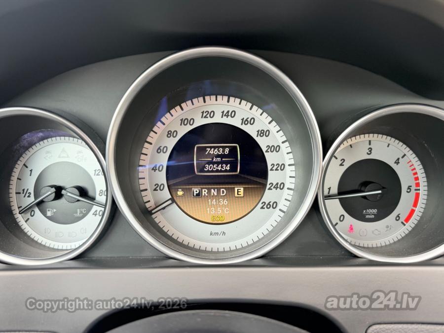Melns Mercedes-Benz C-Class 2011 Tartu, ar dzinēja tilpumu 2.10 L un nobraukumu 305 tūkst. km par 8999 €, foto 11 vietnē AUTOMOTO.COM.LV