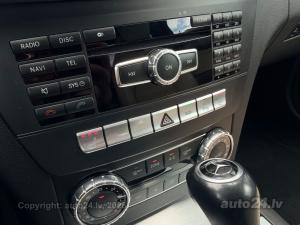 Melns Mercedes-Benz C-Class 2011 Tartu, ar dzinēja tilpumu 2.10 L un nobraukumu 305 tūkst. km par 8999 €, foto 12 vietnē AUTOMOTO.COM.LV