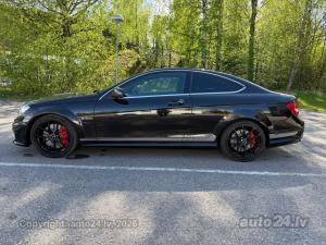 Melns Mercedes-Benz C-Class 2014 Tallina, ar dzinēja tilpumu 6.20 L un nobraukumu 116 tūkst. km par 36900 €, foto 6 vietnē AUTOMOTO.COM.LV